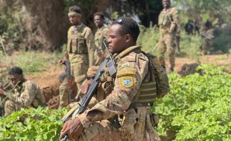 Al-Shabab Leaders Defect and Surrender to Somali National Army in Lower ...